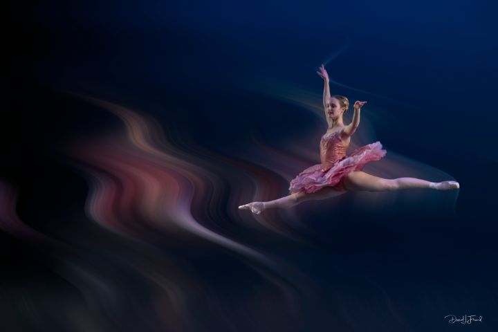 Dance jump in motion - DLF Photo - Photography, People & Figures, Dance ...