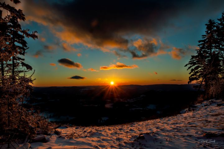 Bright sun setting at end of day - DLF Photo - Photography, Landscapes ...