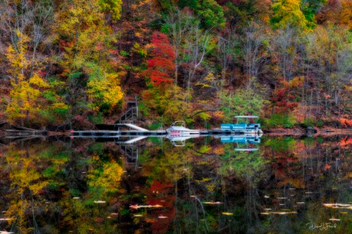 Pontoon boat on the water in Fall - DLF Photo - Photography, Landscapes ...