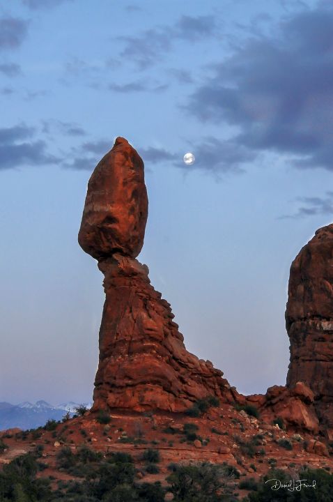 Moon at Balanced Rock Arches Utah - DLF Photo - Photography, Landscapes ...