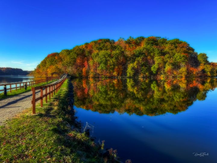 Peaceful Fall scenes with calm water - DLF Photo - Photography ...
