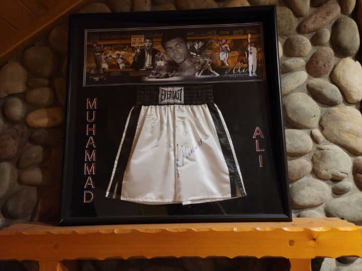 Muhammad Ali History Includes Trunks - ErnieG Art Sales - Textile ...