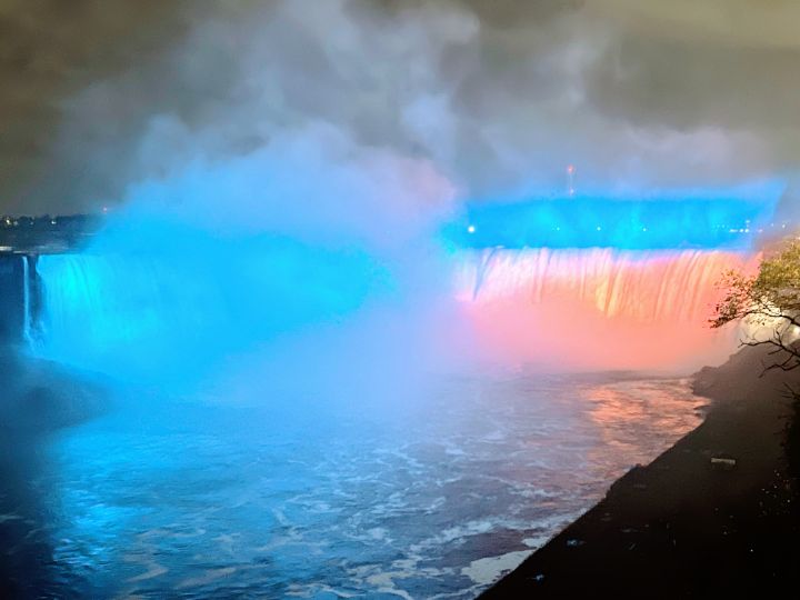 Canada's unique wonder of the world - imaginart - Photography, Places ...