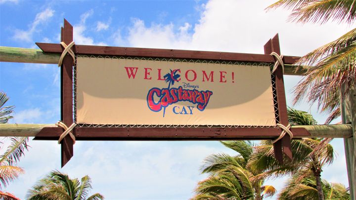 CASTAWAY CAY WELCOME SIGN - close up - PLATINUM CASTAWAY - Photography ...