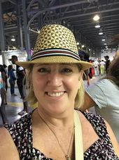 Medeiros Art Gallery - Paintings & Prints