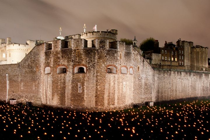 Tower of London Torch Lit Candles - Andy Evans Photos - Photography ...