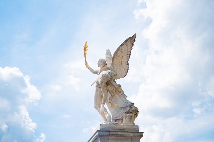 Angel in heaven, statue - cloud sky - hanoh iki - Photography ...