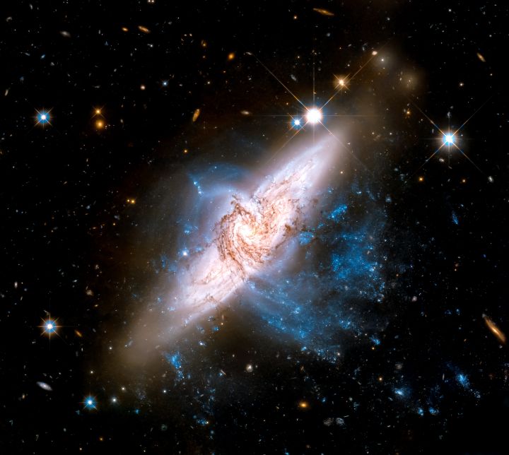 Overlapping Galaxies NGC 3314 - Artistic Masters - Photography ...