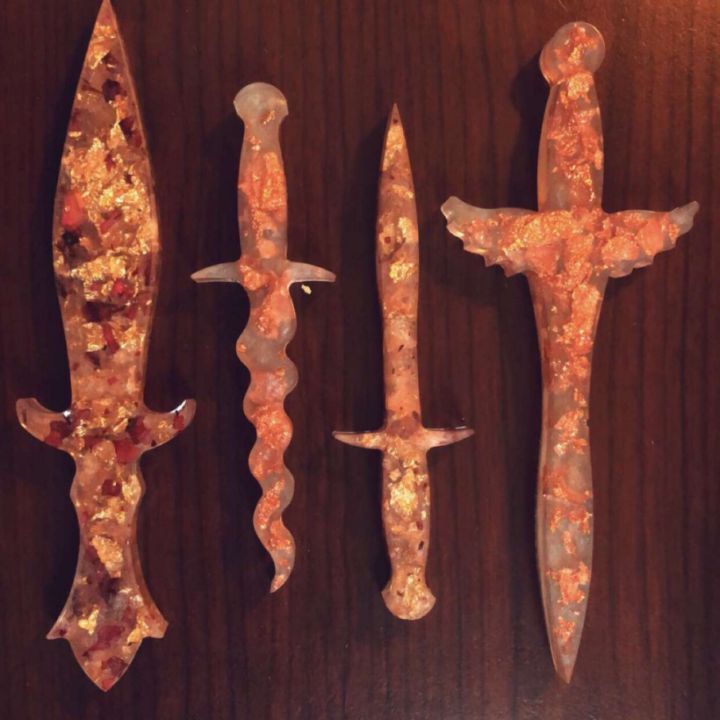 Little Daggers - Messy Haired Art - Crafts & Other Art, Other Crafts ...