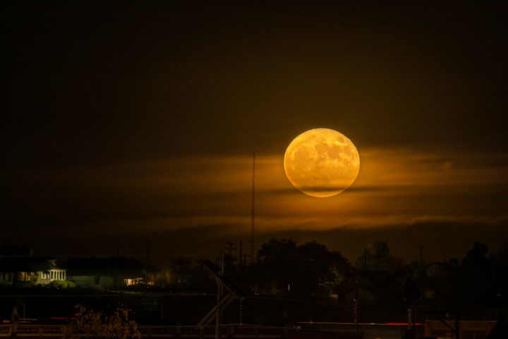Rising Super Moon - Pueblo, Colorado - JB's Imaging Studio ...