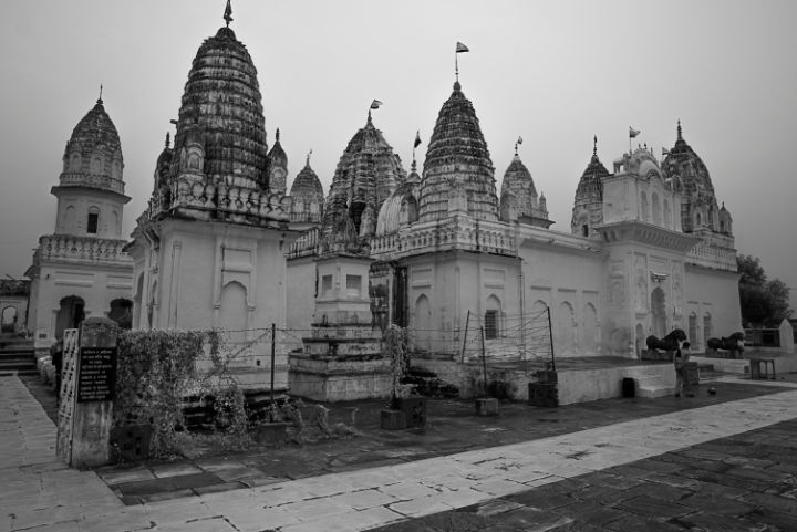 _SSK1030 Temple Arena. bw - Sunil Kapadia Photography - Photography ...