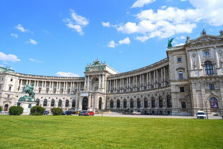 The Hoffburg Palace in Vienna - 360 Studios Fine Art - William Robert ...