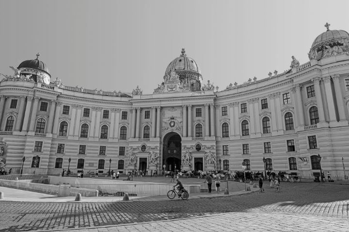 BW Hoffburg Palace from Michaele Sq - 360 Studios Fine Art - William ...