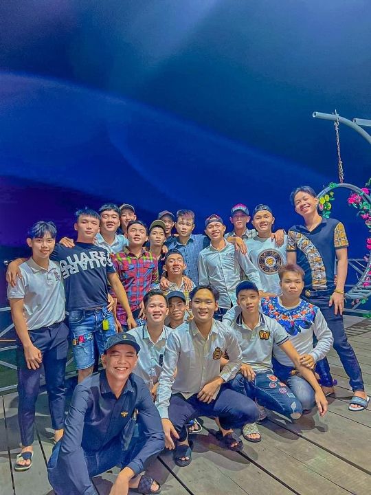 Friend meeting - Ashrafshaker255 - Photography, People & Figures ...