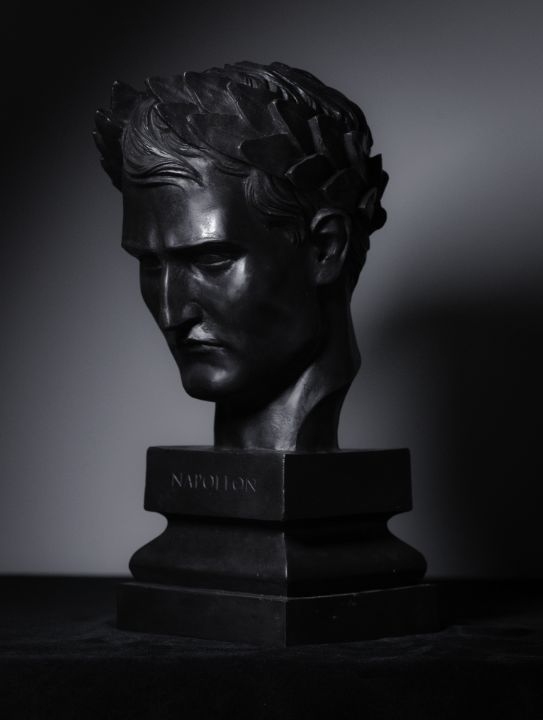 Missor - Sculptures & Carvings