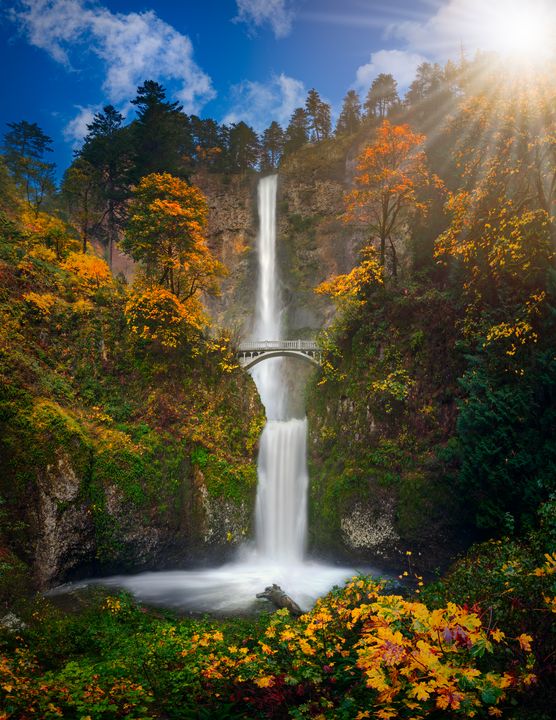 Multnomah Falls in autumn colors hq - Freebilly Photography Portland ...