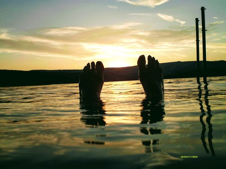Lake Feet Scene - Kae's Photos - Photography, Landscapes & Nature ...