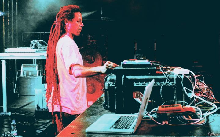 Neil Perch / Zion Train - Yeti Art of Vision - Photography, People ...