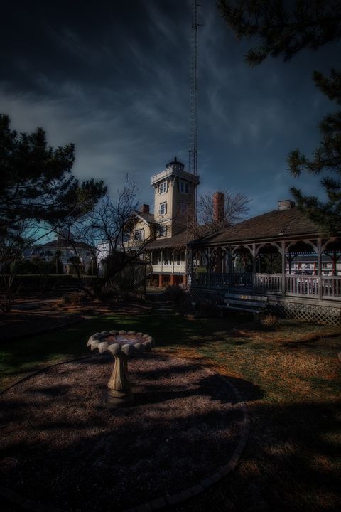 The Hereford Inlet Lighthouse 01.10a - Howard Roberts Photography ...