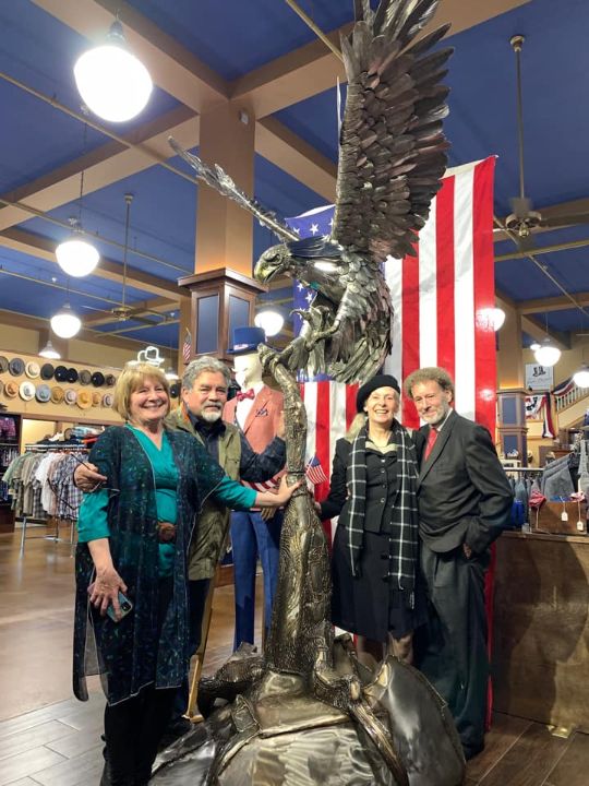 Raymond D. Hunter - Sculptures & Carvings