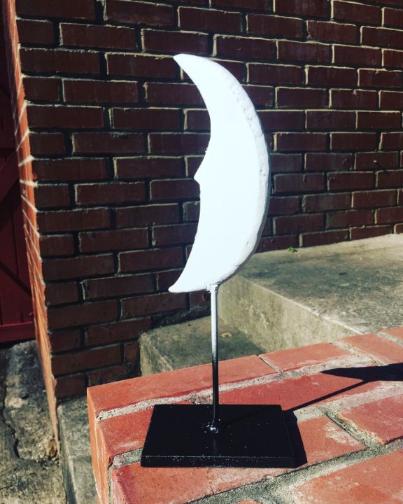 Crescent moon - Joseph Merritt Studios - Sculptures & Carvings ...