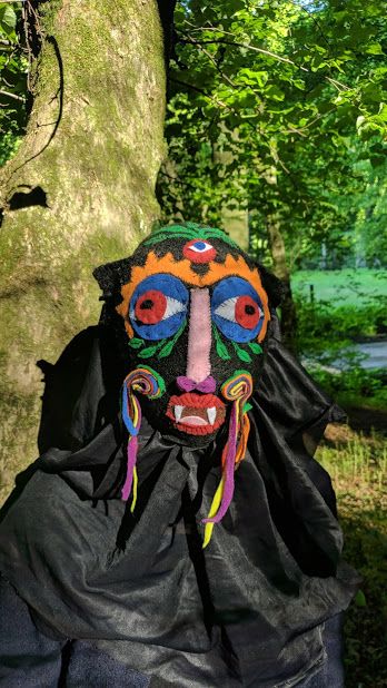 Neo-shaman masque - Fehér Hanna - Crafts & Other Art, Masks - ArtPal