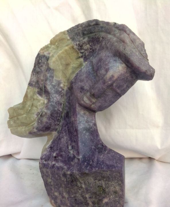 HUMBLE QUEEN - MUKUNA ARTS - Sculptures & Carvings, People & Figures ...