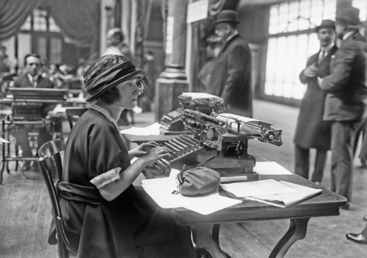 1st Calculating Machine Competition - Yvonne - Photography, People ...