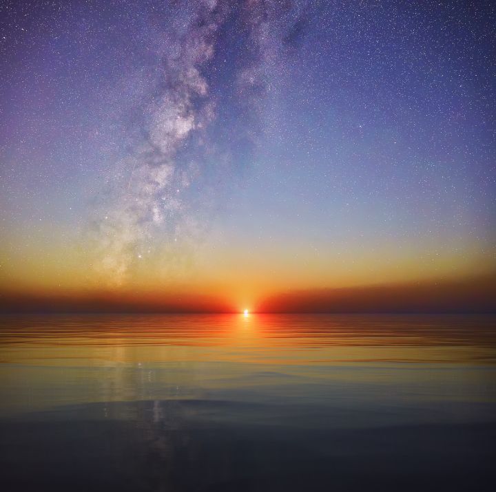 Floating Crescent - McCarthy's PhotoWorks - Photography, Astronomy ...