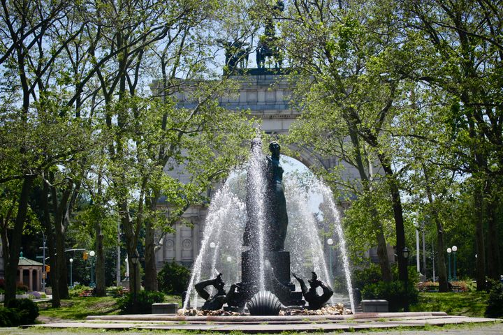 Grand Army Plaza - Brooklyn Portrait - Photography, Landscapes & Nature ...