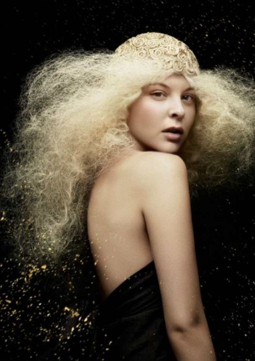 Golden Reverie - Heroes and villains - Digital Art & AI, People ...