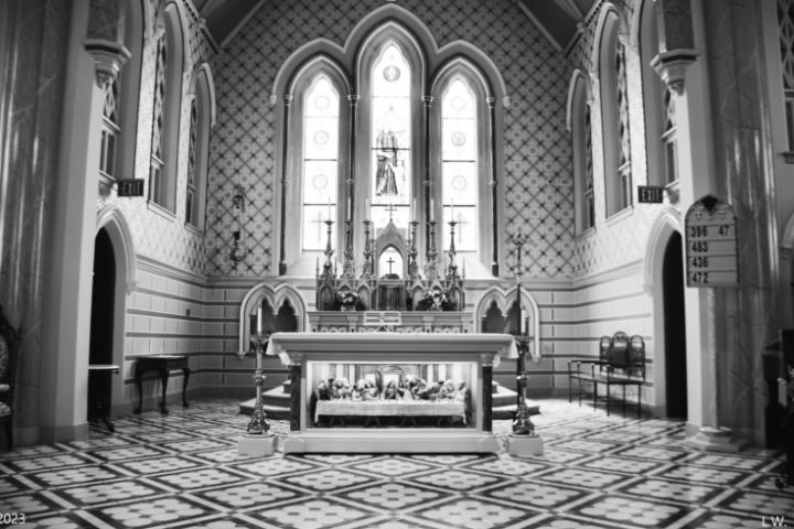 The Alter At St Vincent's Catholic - Lisa Wooten Photography ...