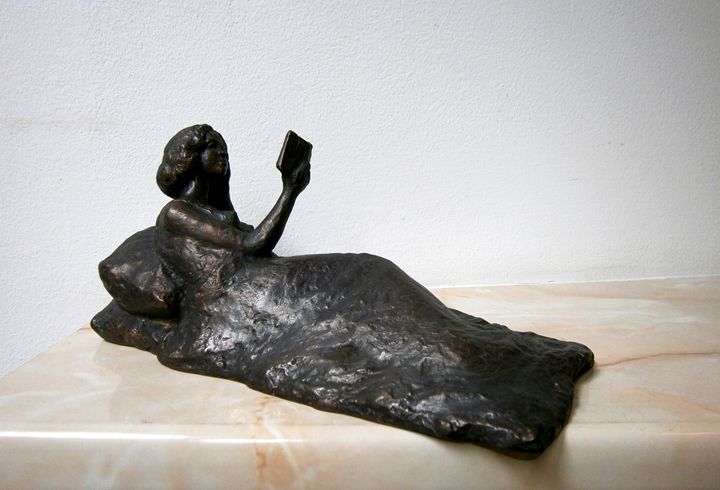 Lying girl with book - Miniature Gallery - Sculptures & Carvings ...
