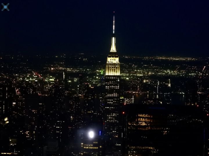 CHRYSLER BUILDING NIGHT - Vision X - Photography, Buildings ...