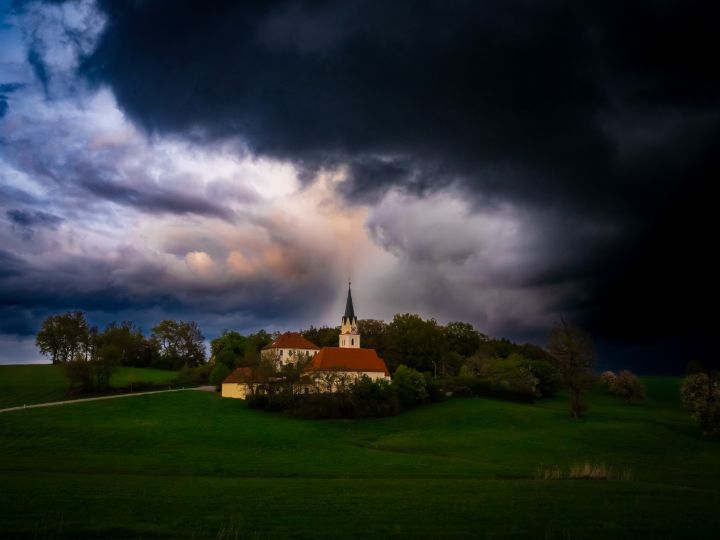 storm cloud over a church - Li-Bro - Photography, Landscapes & Nature ...