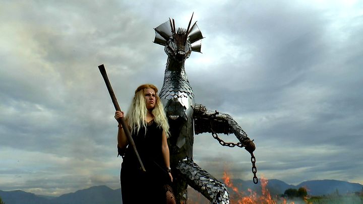 TASH - Sculptures & Carvings