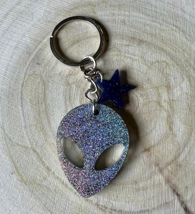 Alien keychain - Kaitlynn Garza Arts - Crafts & Other Art, Key Chains ...