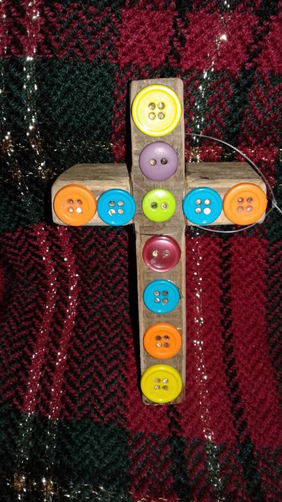 UP CYCLED WOOD CROSS OF BUTTONS - Islandtreasures247 - Sculptures ...