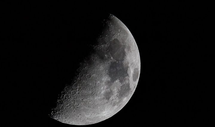 Half moon - A.I.R Photography - Photography, Astronomy & Space, Moon ...