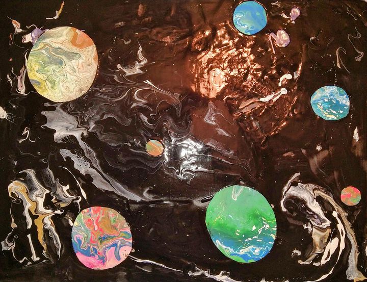 Out of this world. - The halls of the partial.......Abstract ...