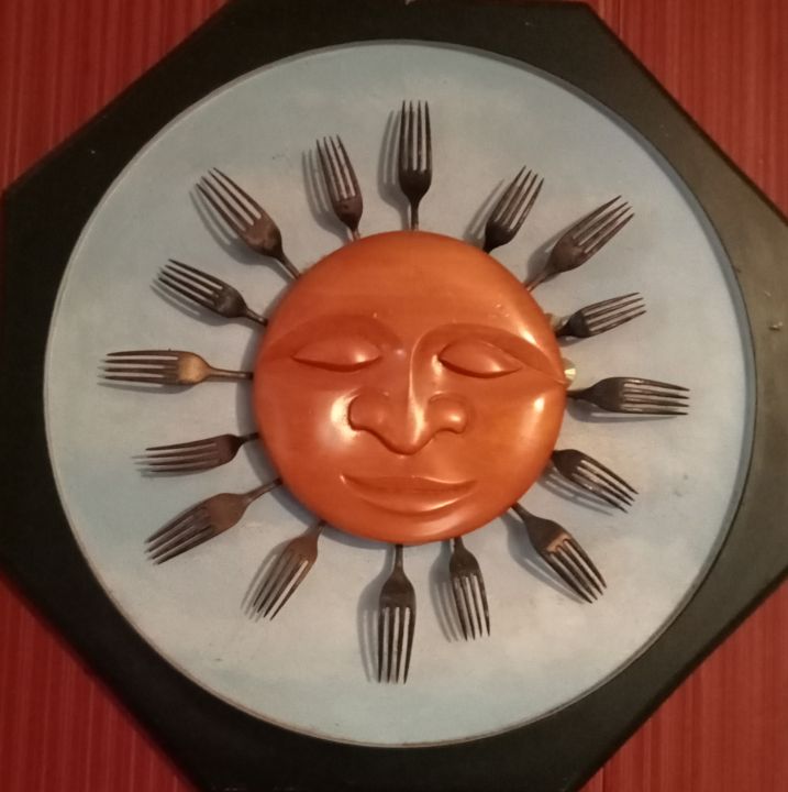 The Sun humbly adores her. - SEERSHA ARTZ - Sculptures & Carvings ...