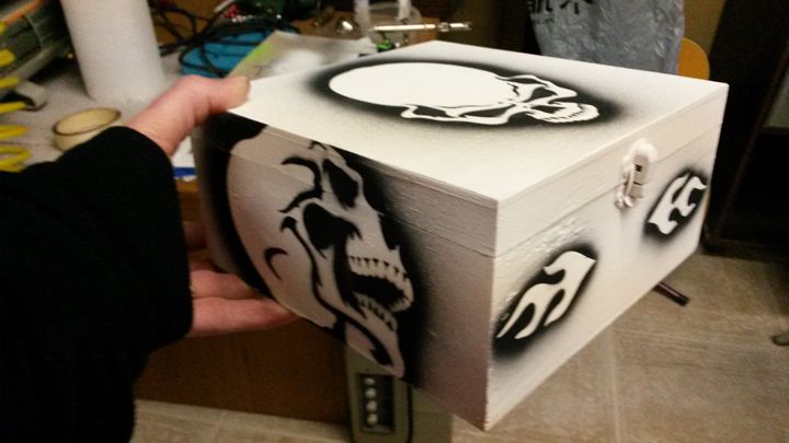 Airbrushed Skulls - Bong Box - Acro Arts - Crafts & Other Art, Boxes ...