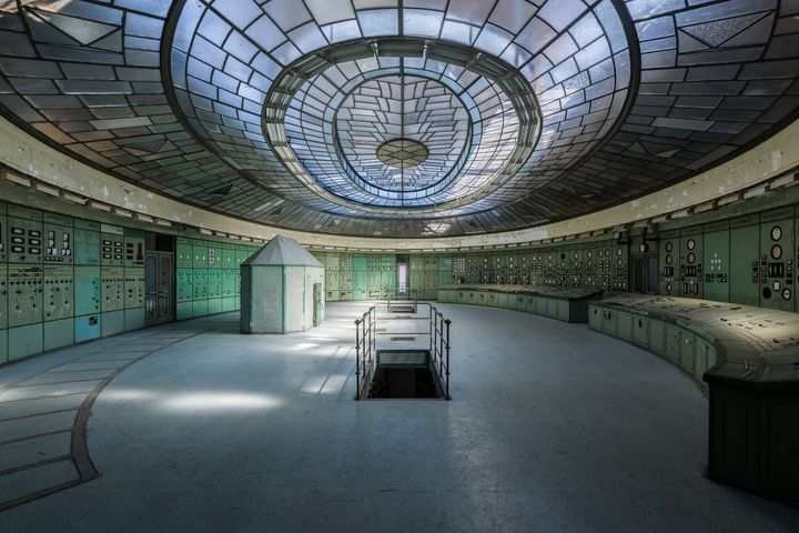 Art Deco Control Room - David Van Bael - Paintings & Prints, Buildings ...