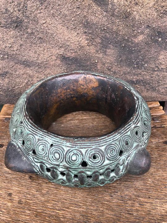 Manilla ' 1870 " Nigeria Currency - Ferichi Gallery - Sculptures ...