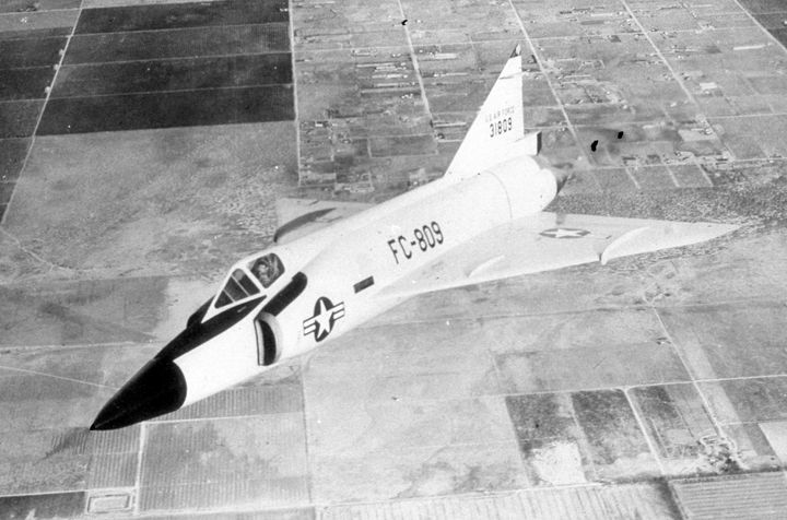 2115 F102A DELTA DAGGER USAF FIGHTER - MILITARY PHOTO PRINTS UK ...