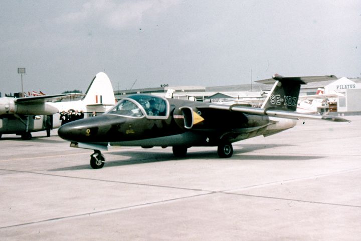 Saab 105 SE-XBZ - MILITARY PHOTO PRINTS UK - Photography, Vehicles ...